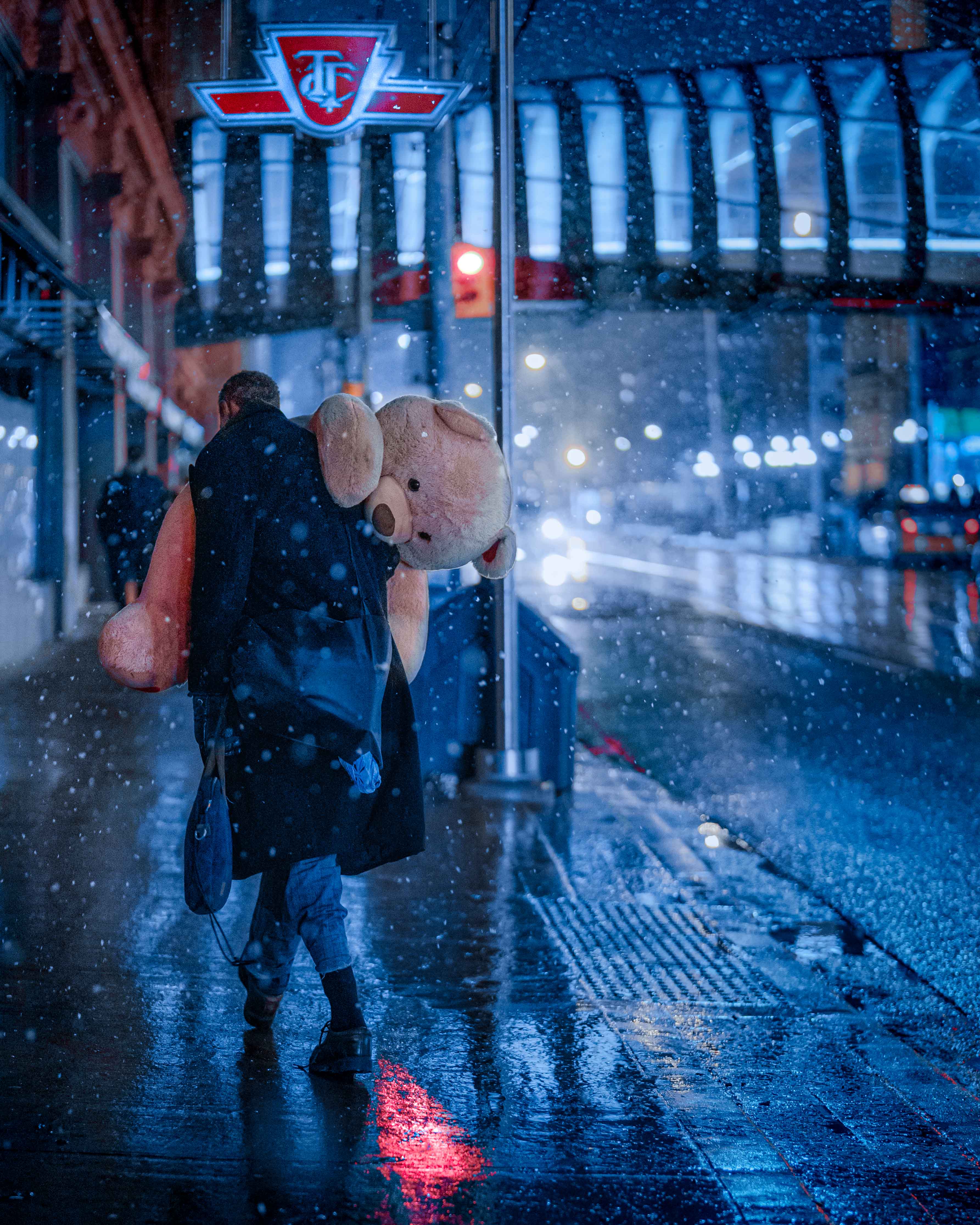 bear-hug-editions by AshtonTekno - Deca